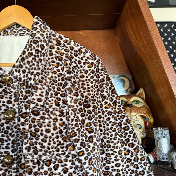 Vintage | Jackets & Coats | Vintage Cheetah Print Teddy Gold Button ...